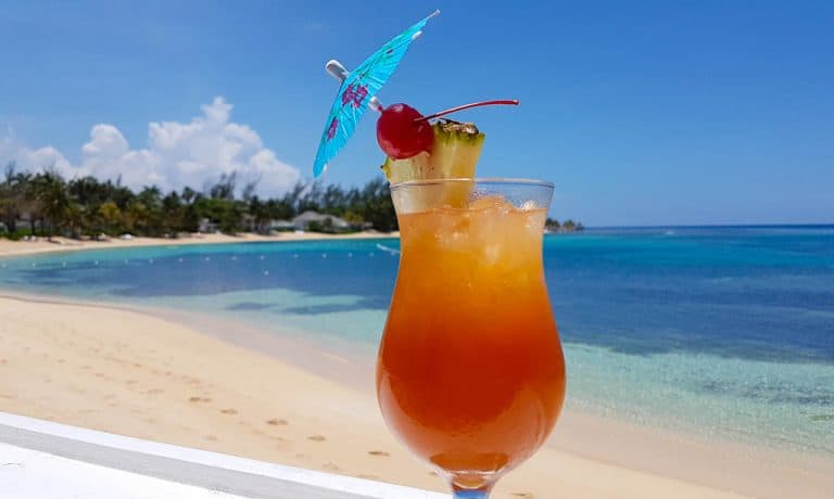 Must-Try Jamaican Drinks To Taste In Jamaica