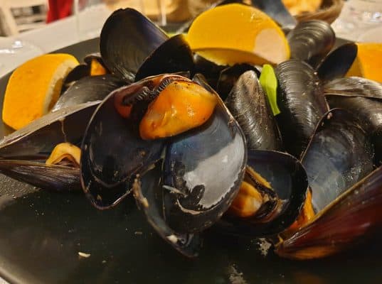 Naples Food: 23+ Must-Eat Foods In Naples Italy