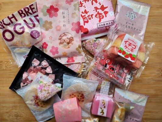 Best Japanese Snacks To Try - Food And Drink Destinations